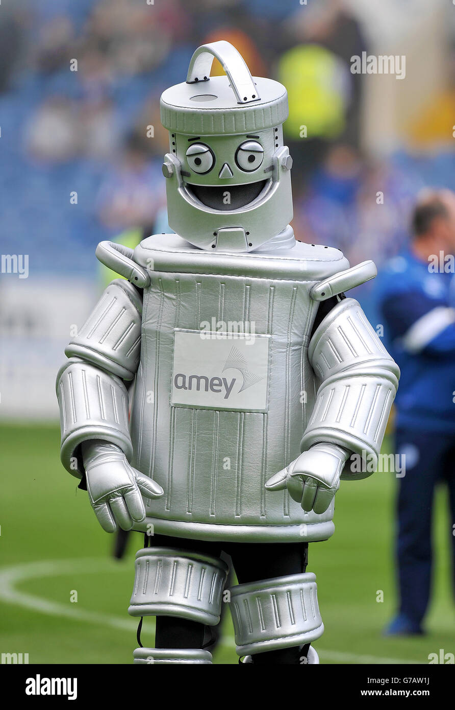 Sheffield wednesday mascot hi-res stock photography and images - Alamy