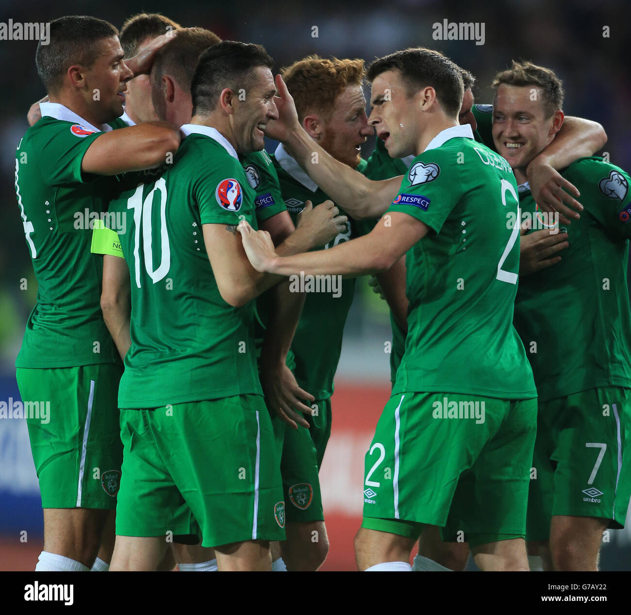 Ireland's Aiden McGeady (right) celebrates scoring opening goal with ...