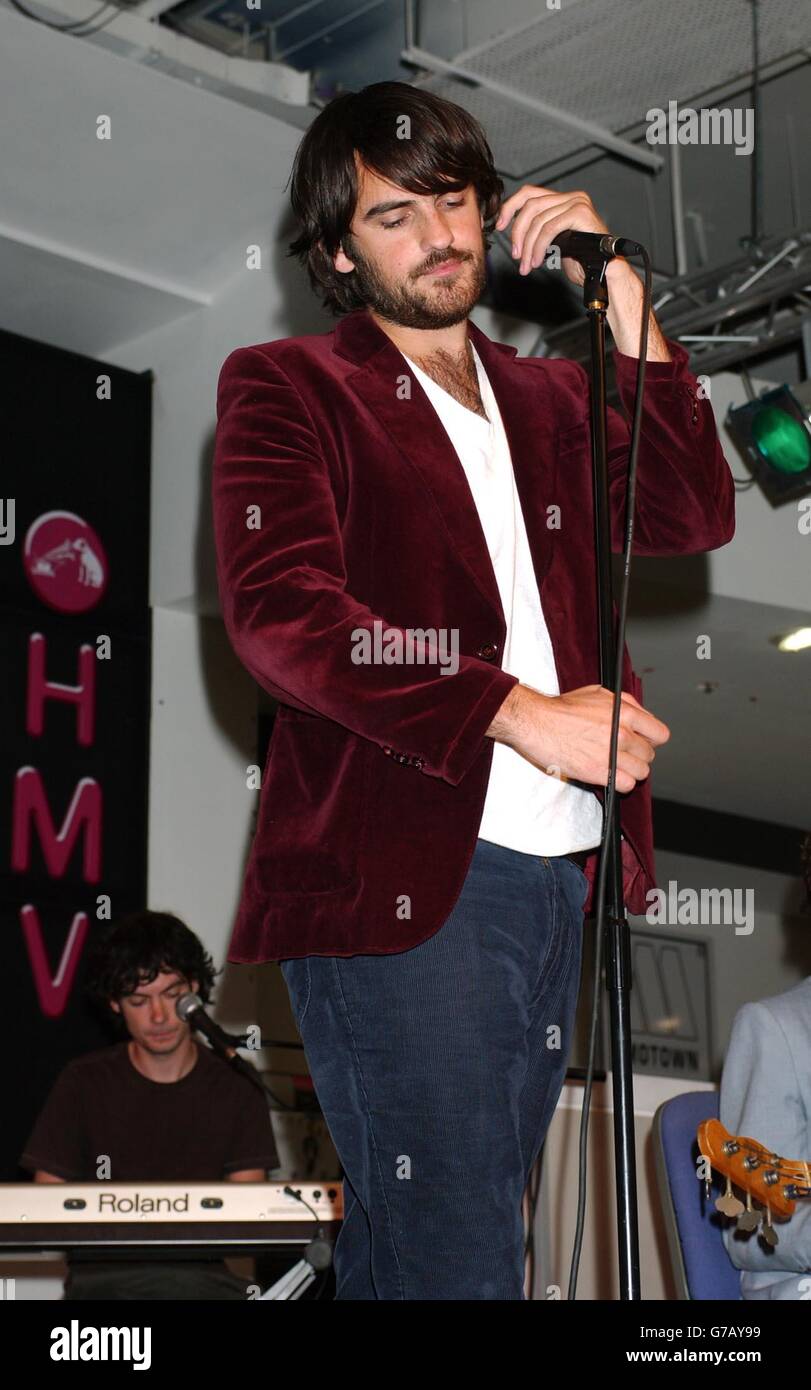 Conor deasy of the thrills hi-res stock photography and images - Alamy