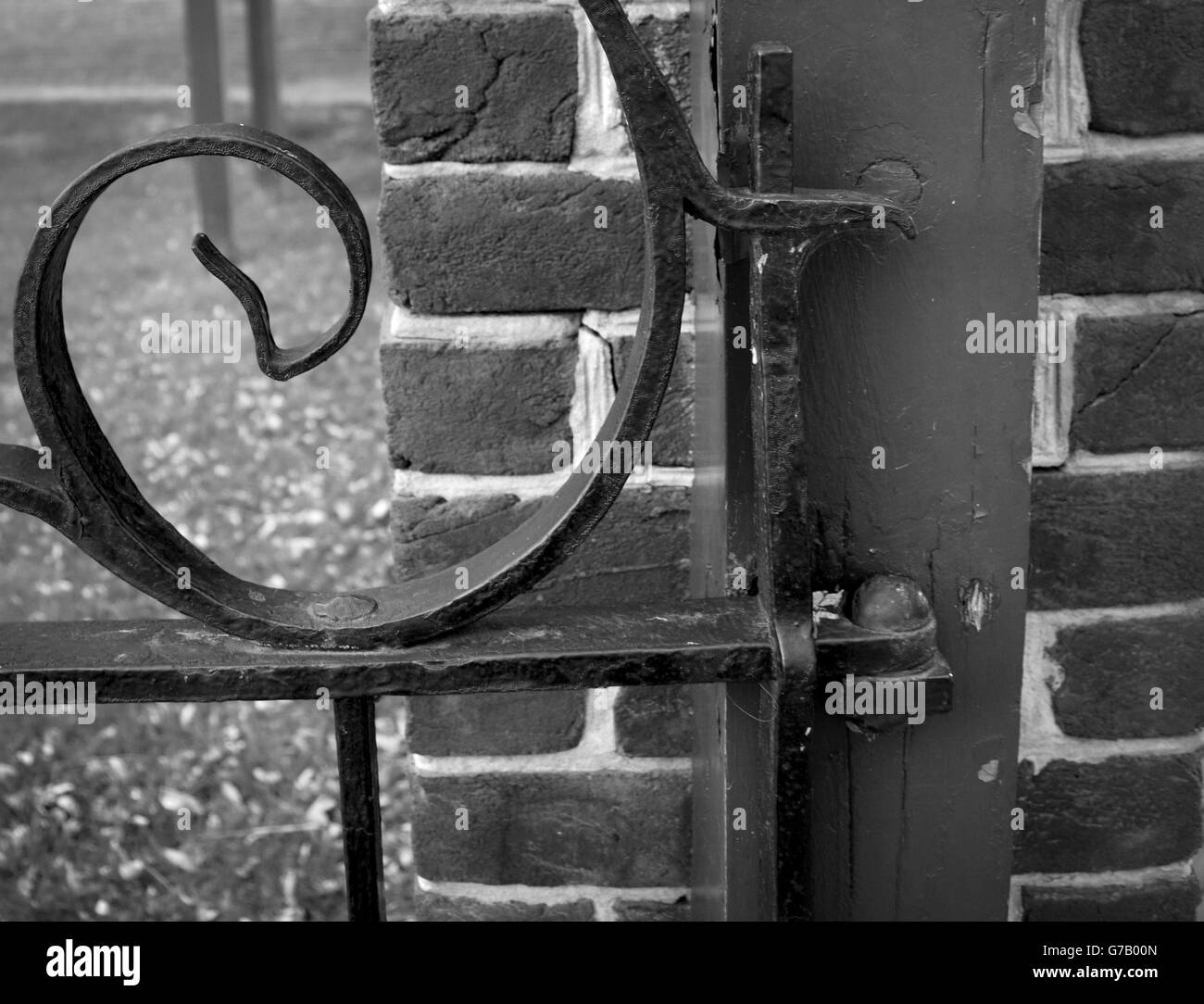 Gate design hi-res stock photography and images - Alamy