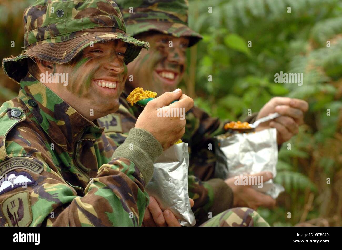 Senior Aircraftman Joshua Irwin 22 (left), from Newark and Senior ...