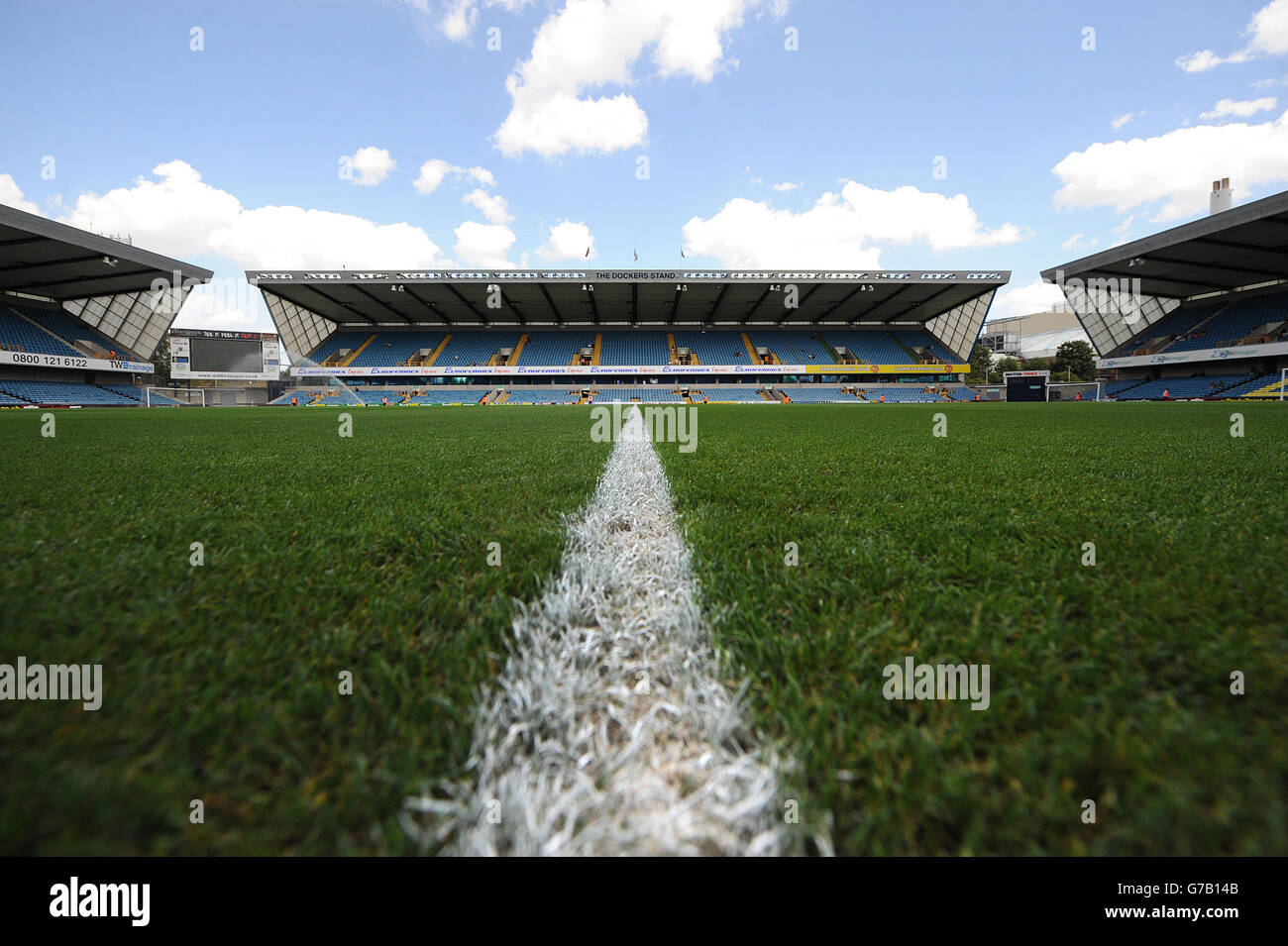 The new den general millwall hi-res stock photography and images - Alamy