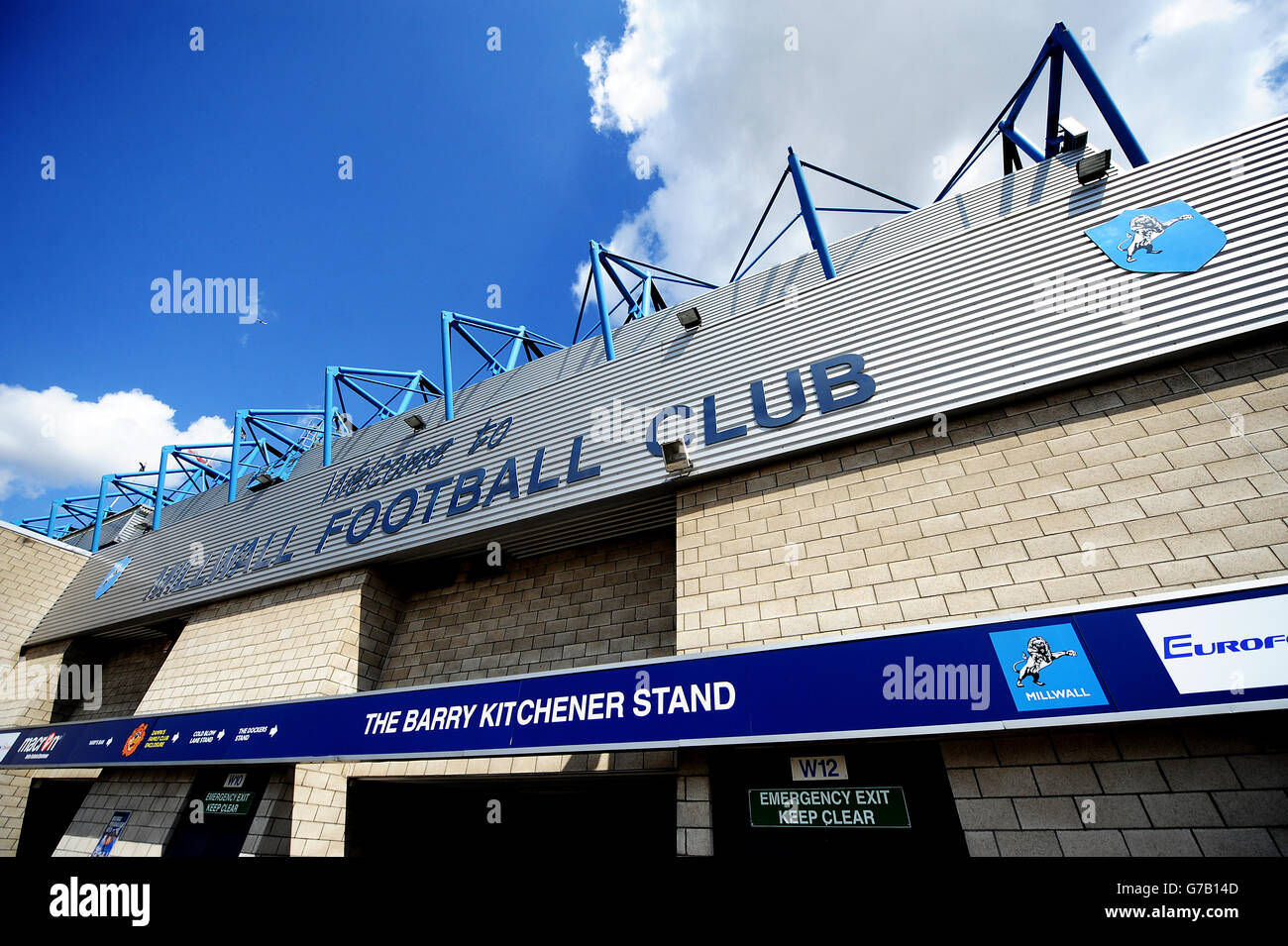 Millwall den general hi-res stock photography and images - Alamy
