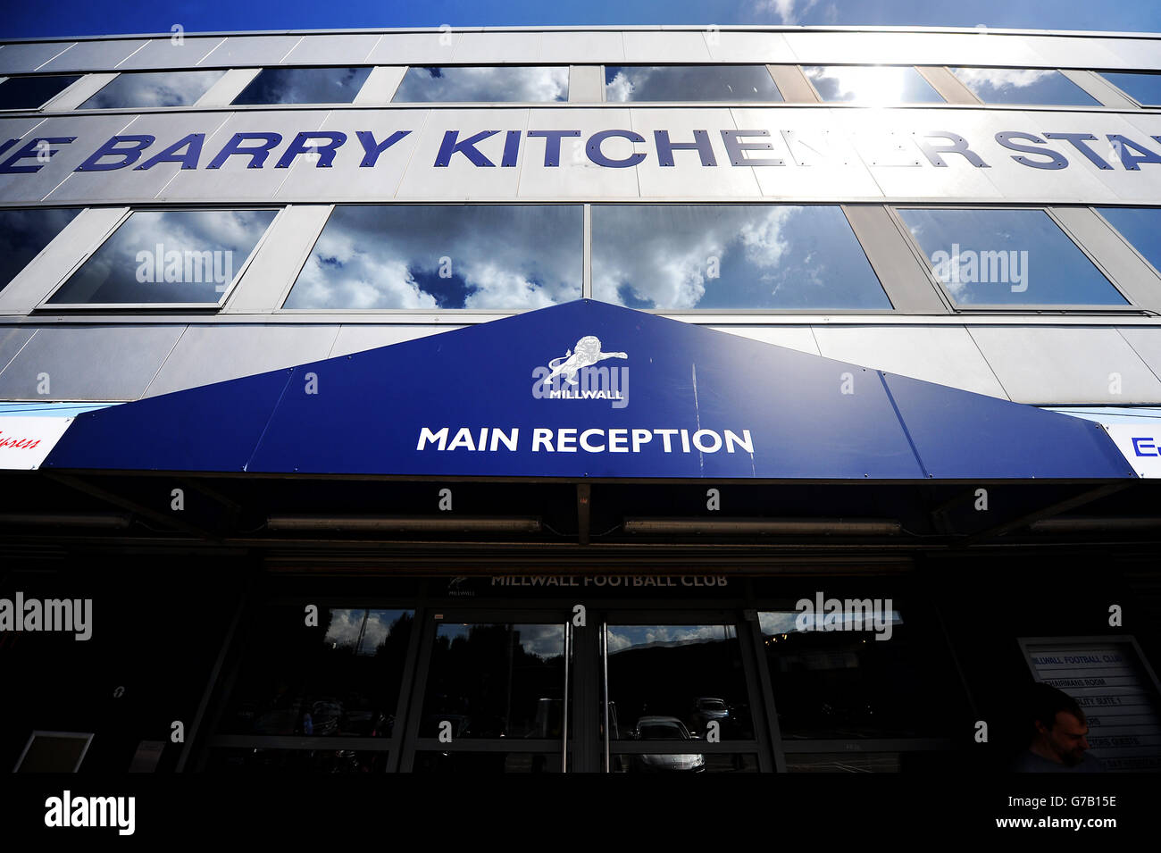 The new den general millwall hi-res stock photography and images - Alamy