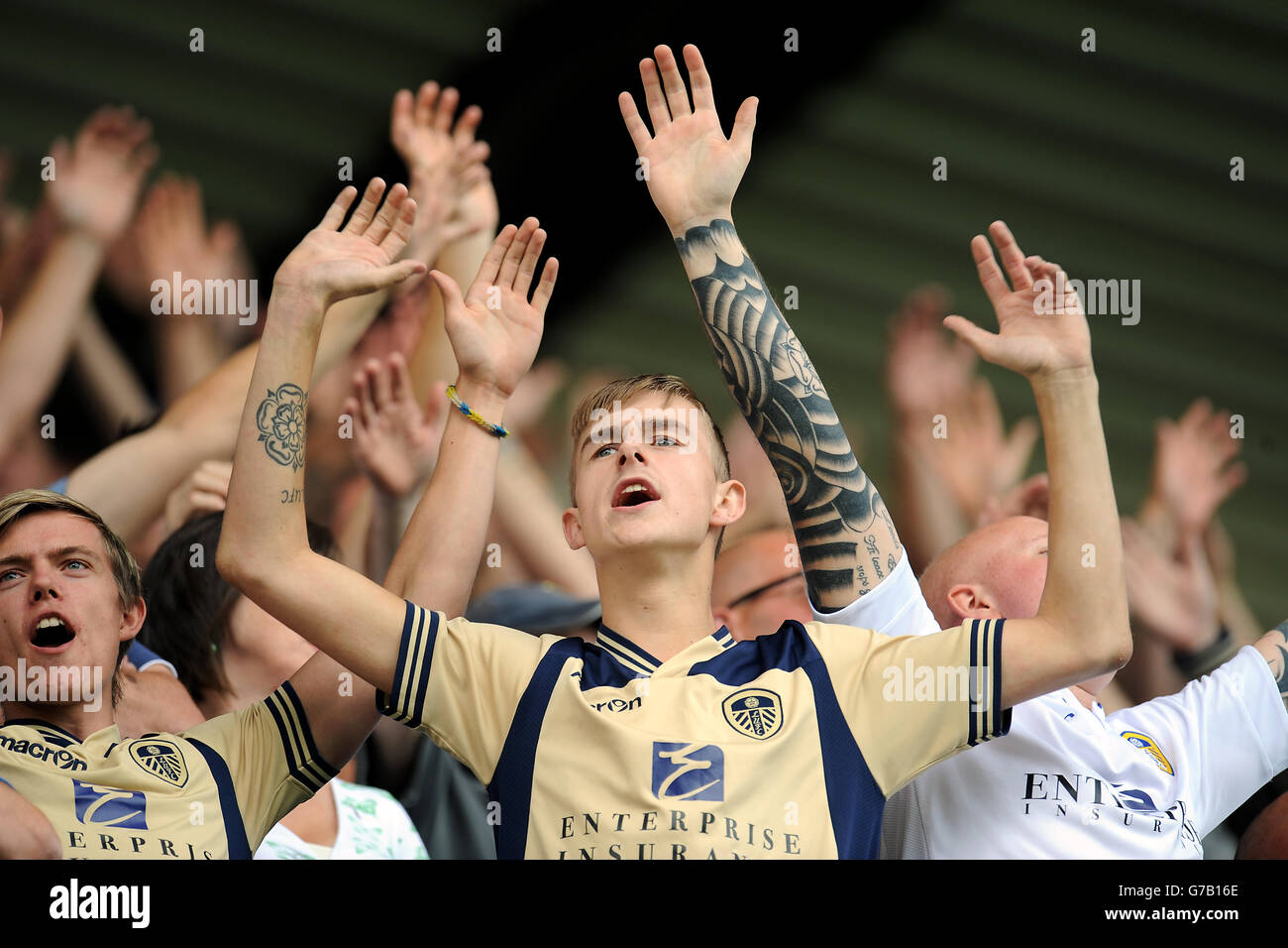 Soccer - Sky Bet Championship - Millwall v Leeds United - The New Den ...