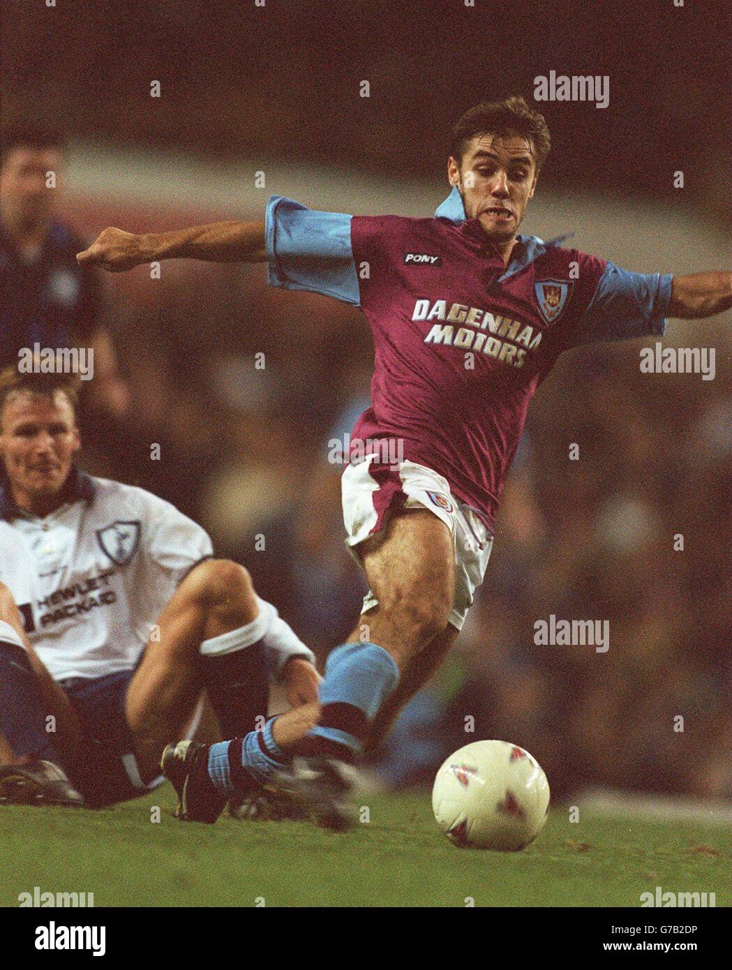Hugo porfirio of west ham leaves teddy sheringham hi-res stock ...
