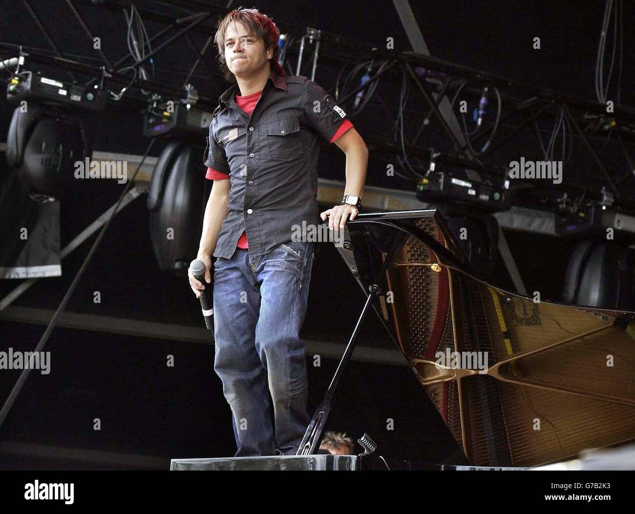 Jamie Cullum V Festival. Jazz musician Jamie Cullum performs live on ...