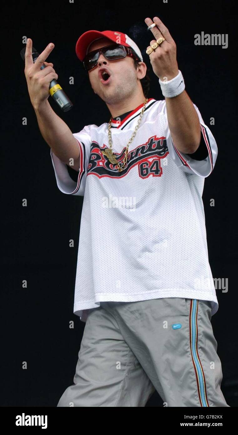 Welsh rap collective Goldie Lookin' Chain perform live on the NME Stage ...