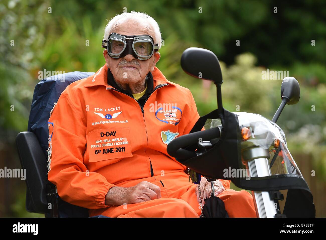 94-year-old wing walker Stock Photo - Alamy