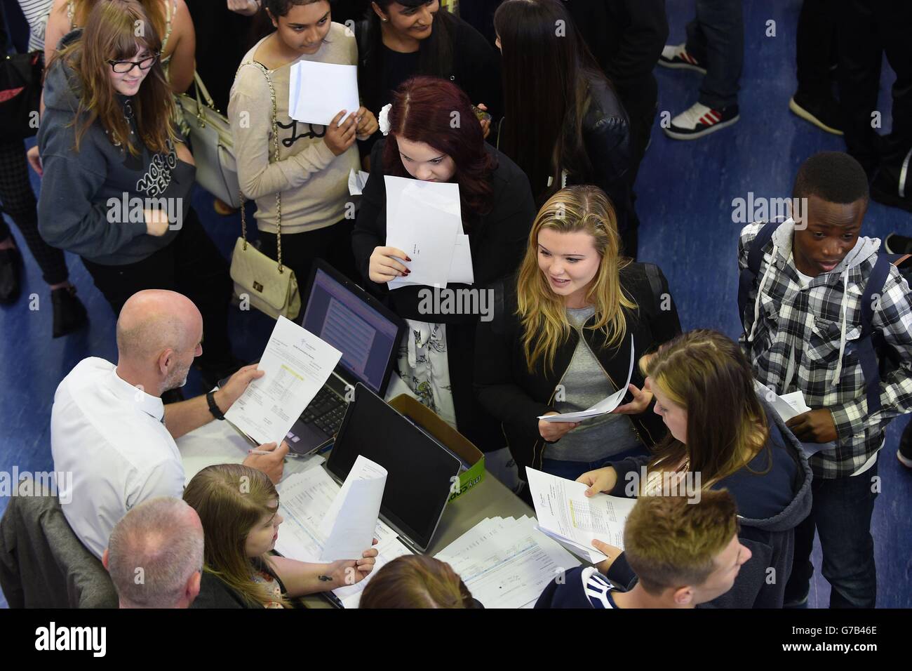 Pupils collect their GCSE results at Perry Beeches The Academy in ...