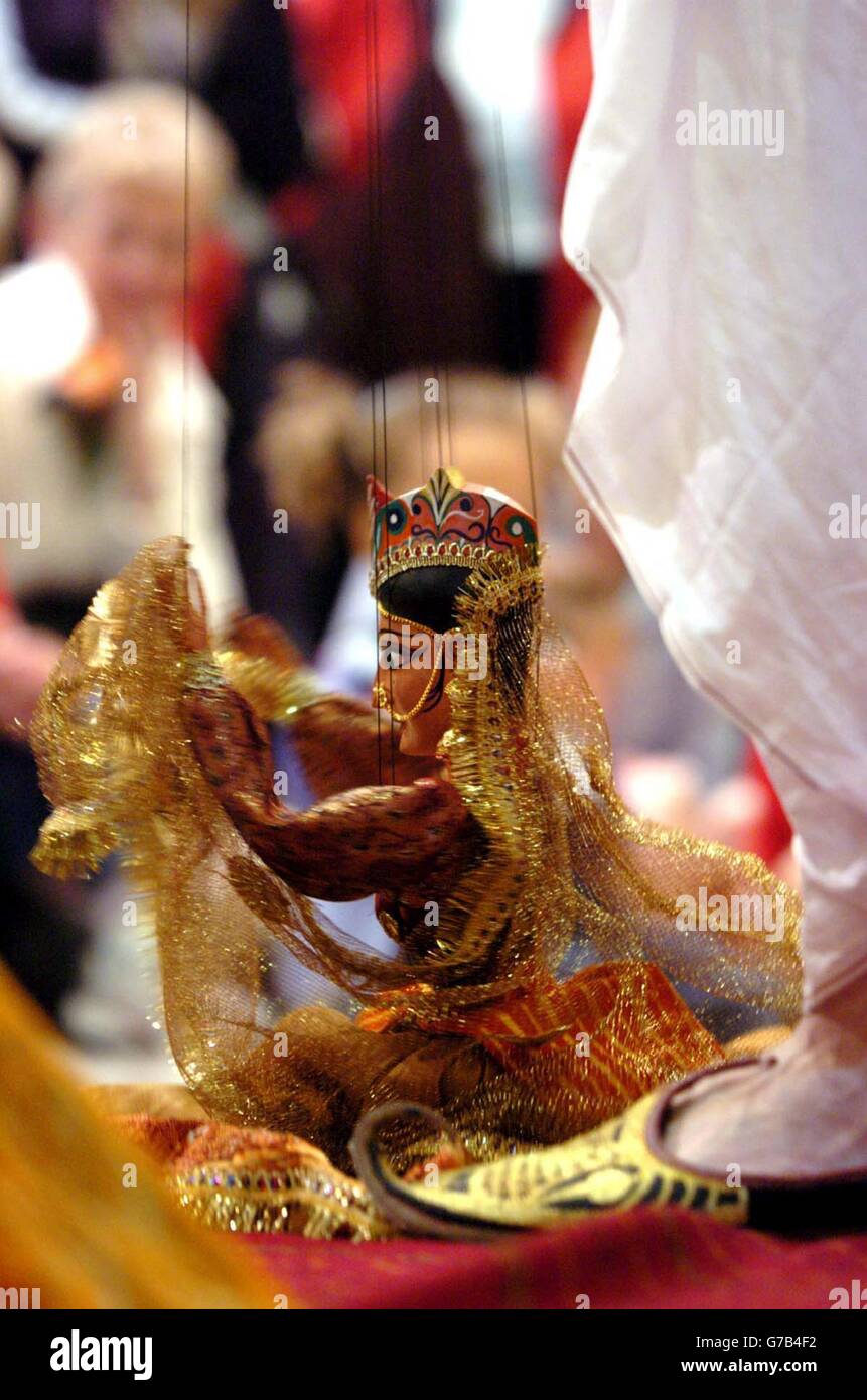 One of the characters in an Indian String Puppet show by Lungi at Dun ...