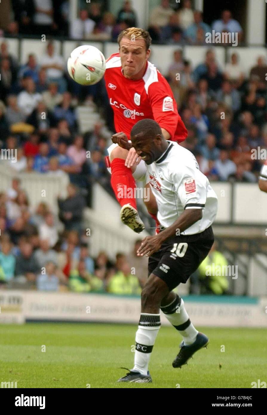 L struggles hi-res stock photography and images - Alamy