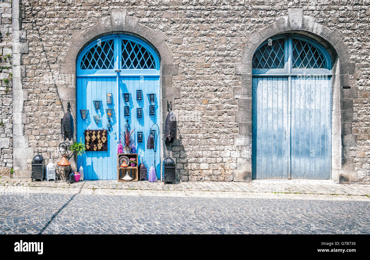 Europe river castle doors hi-res stock photography and images - Alamy