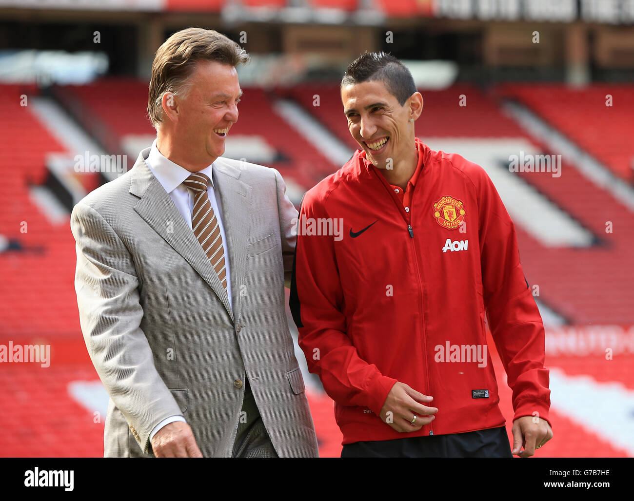 Angel di maria van gaal hi-res stock photography and images - Alamy
