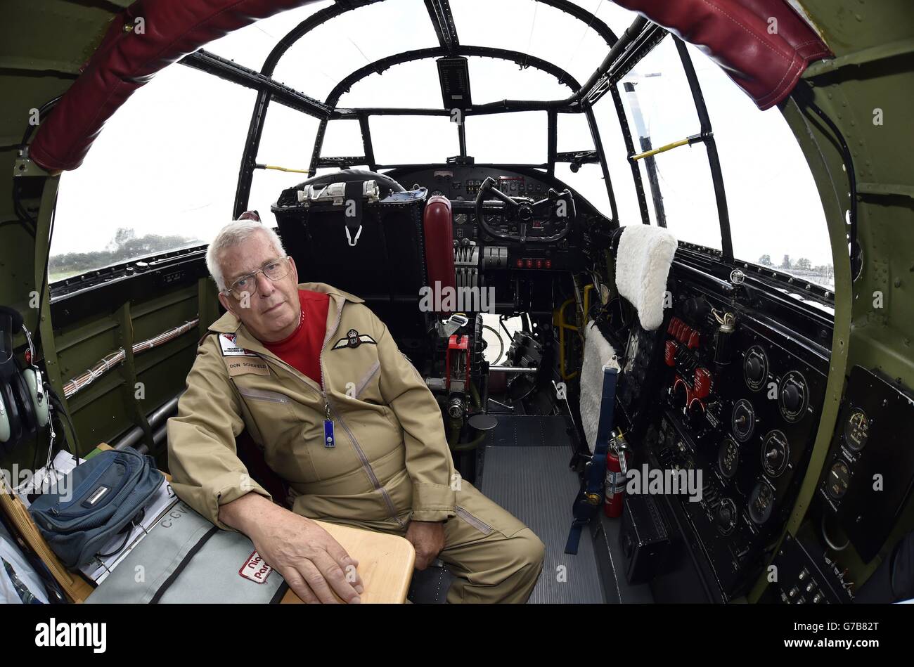 Captain don schofield of the canadian lancaster bomber hi-res stock ...