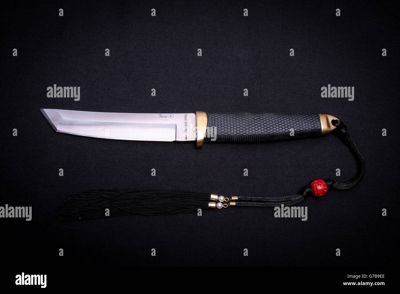 Modern weapon hi-res stock photography and images - Alamy