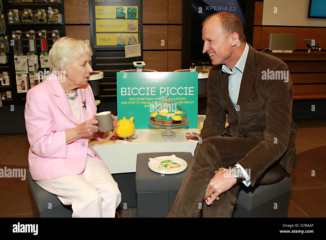 EE Techy Tea Party at Westfield - London Stock Photo - Alamy