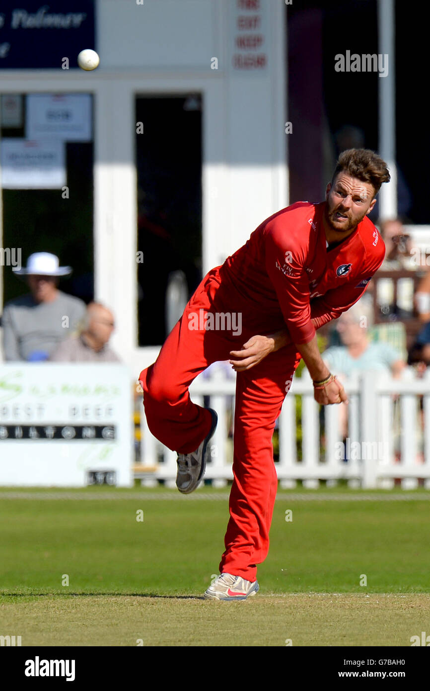Lancashire's Arron Lilley bowling during the 2nd XI Trophy Final Stock ...