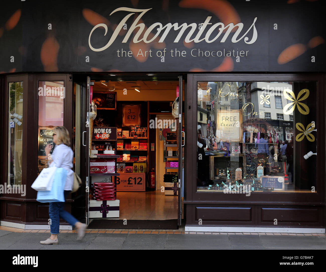 Thorntons chocolate shop in cambridge hi-res stock photography and ...