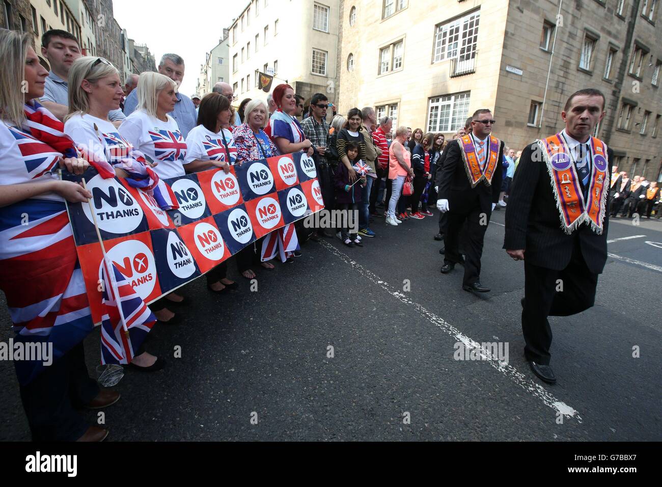 Orangemen march through streets edinburgh hi-res stock photography and ...
