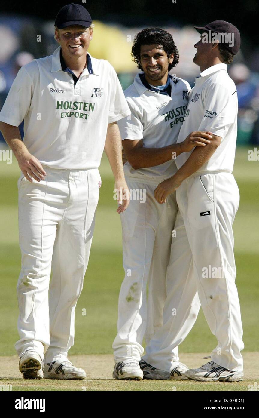 Ed smith kent cricket hi-res stock photography and images - Alamy