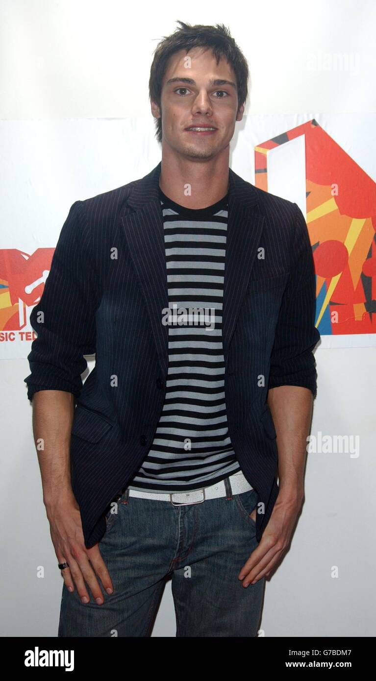 Australian actor Jay Bunyan (who plays Jack Scully on Neighbours ...