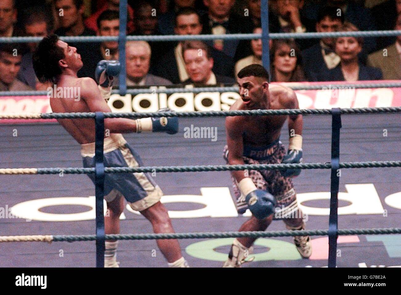 WBO Feather weight Championship of the World Stock Photo - Alamy