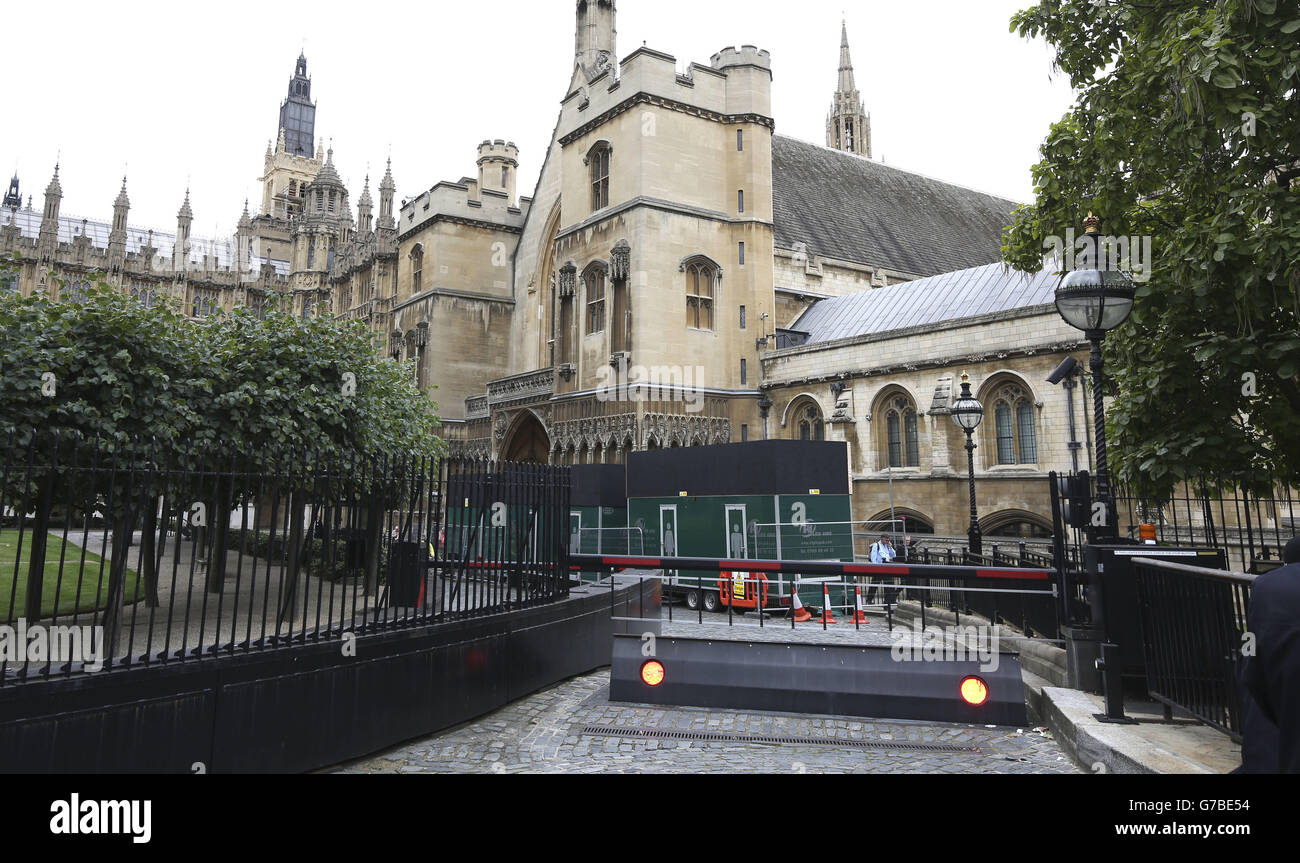 Then & Now comparison Stock Photo - Alamy