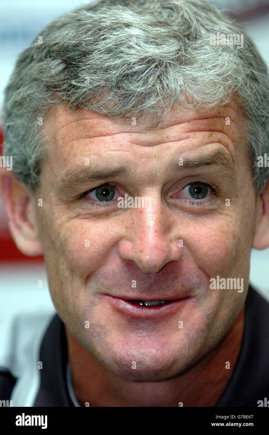 Wales football manager mark hughes mornings hi-res stock photography ...