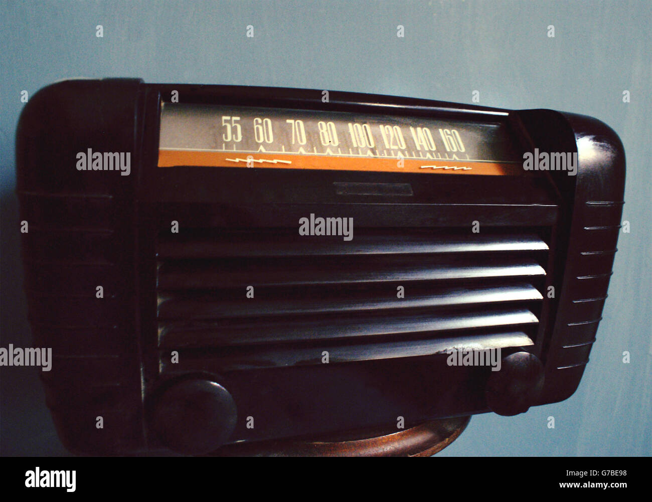 Photograph of an old retro radio Stock Photo - Alamy