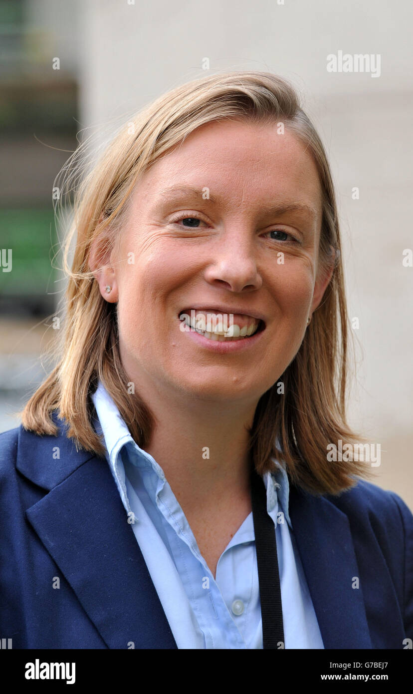 Tracey crouch hi-res stock photography and images - Alamy