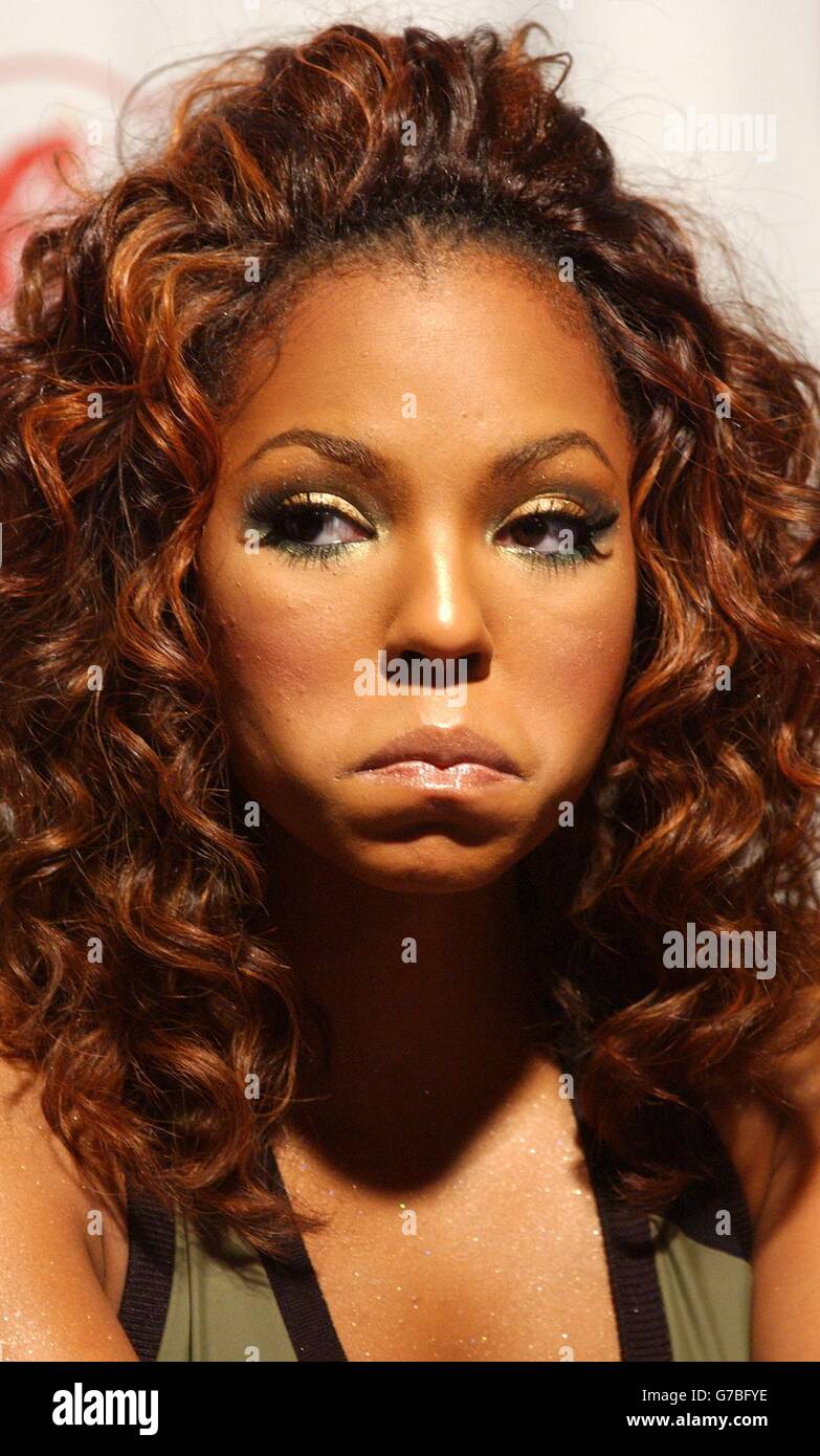 Singer ashanti hi-res stock photography and images - Alamy