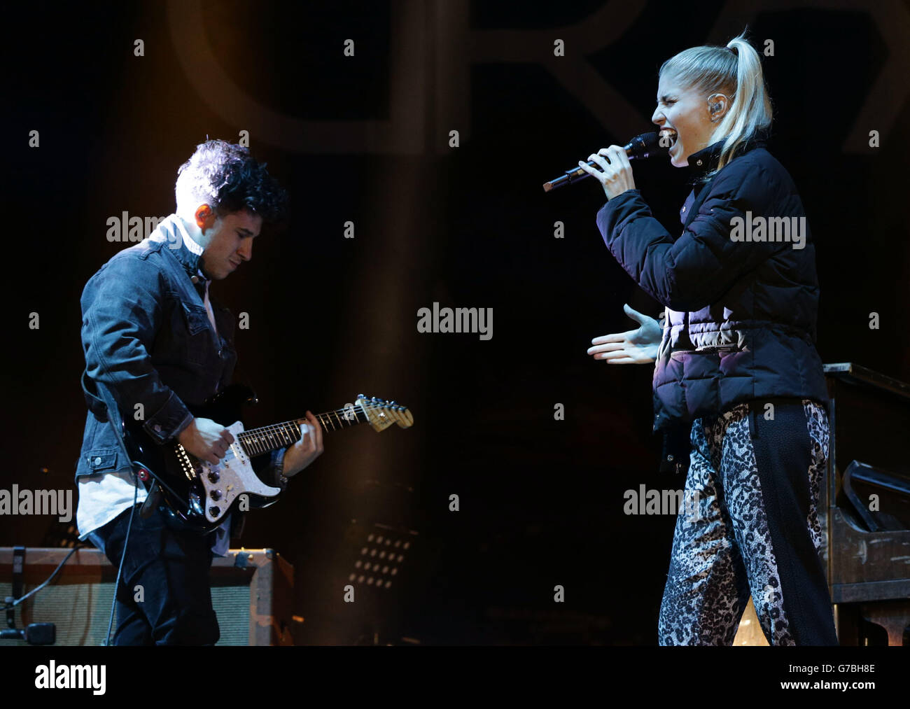 Hannah reid london grammar hi-res stock photography and images - Alamy