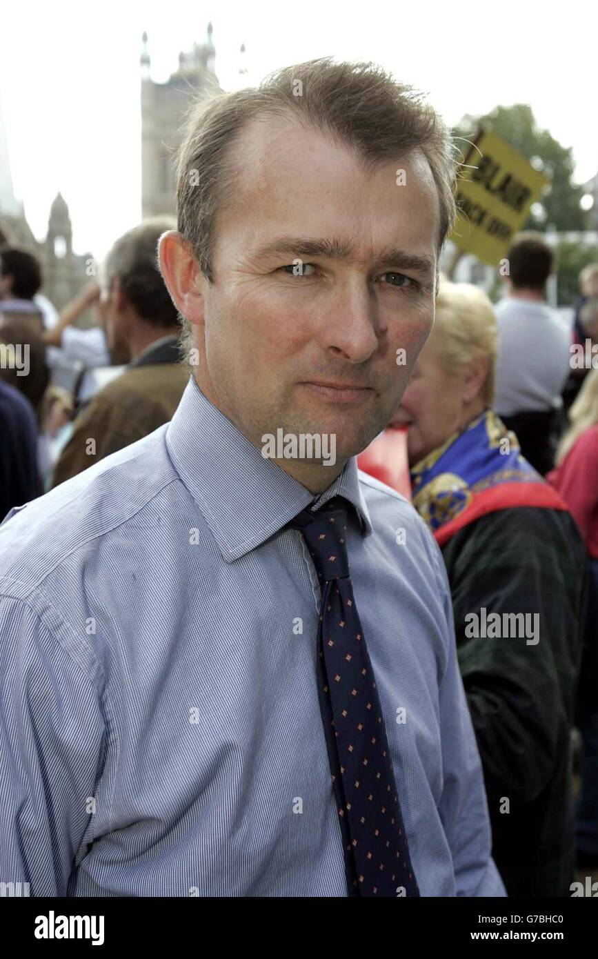 Simon Hart, the CEO of the Countryside Alliance at the pro-hunting ...