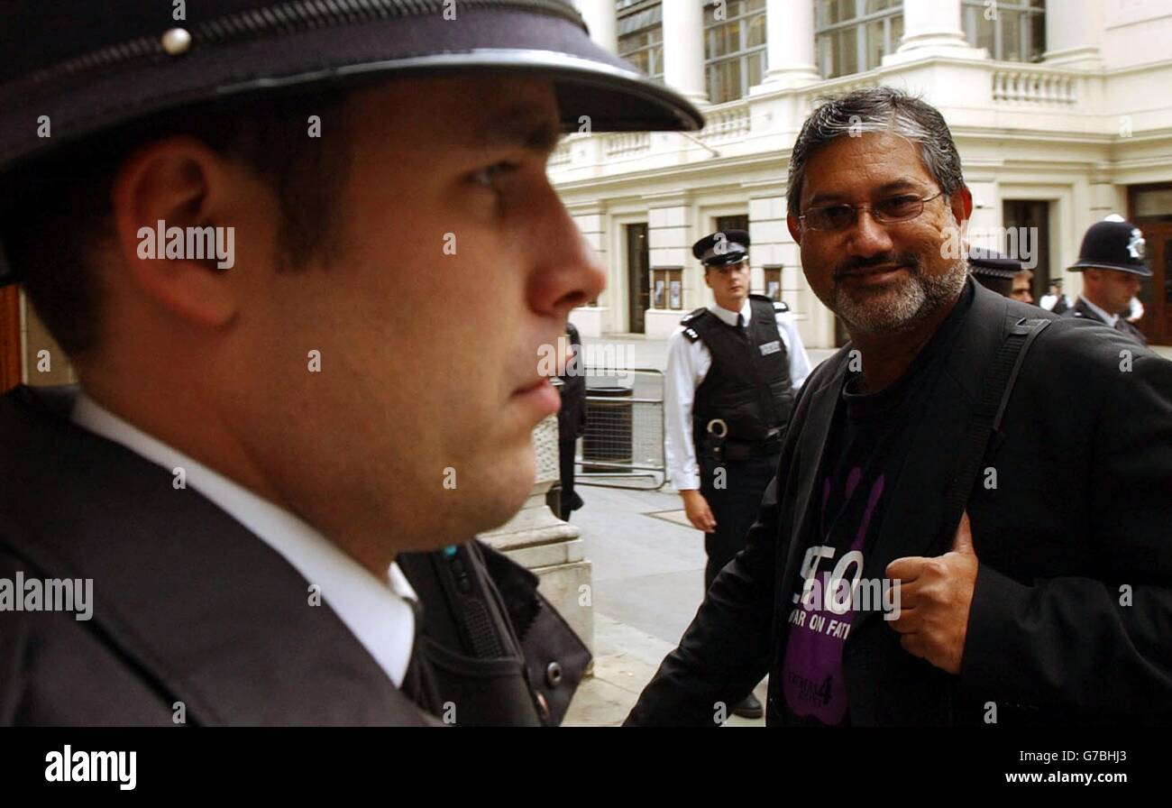 Ron Davis Bow Street Magistrates Court Stock Photo - Alamy