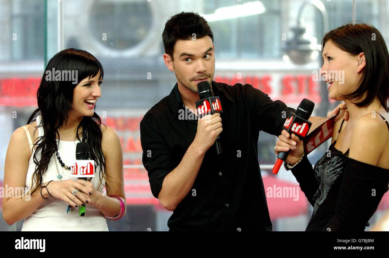Singer Ashlee Simpson (left) with host's Dave Berry and Emma Griffiths ...