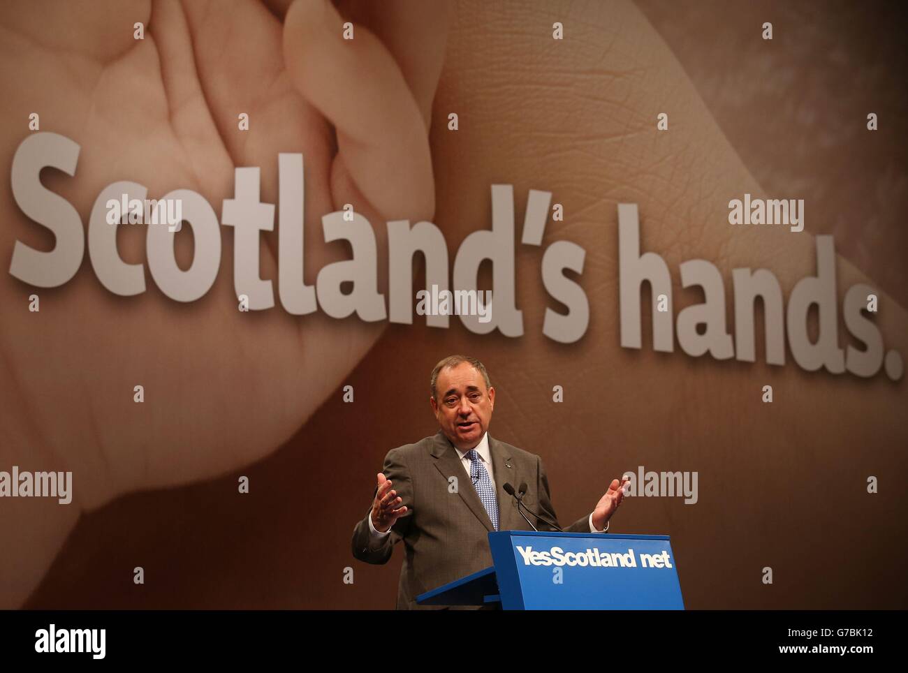 Scottish First Minister Alex Salmond addresses an audience of ...