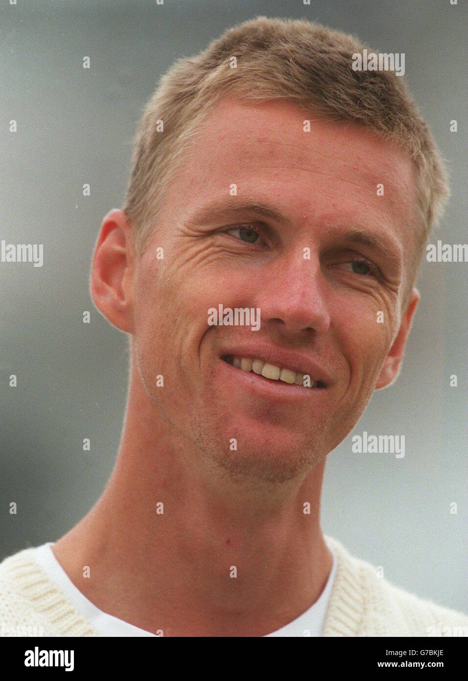 Alan mullally england hi-res stock photography and images - Alamy