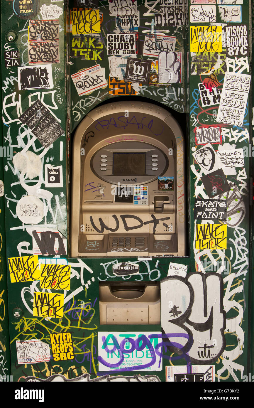 Street art and stickers hi-res stock photography and images - Alamy