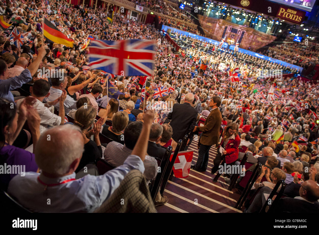 Proms fans london albert hi-res stock photography and images - Alamy