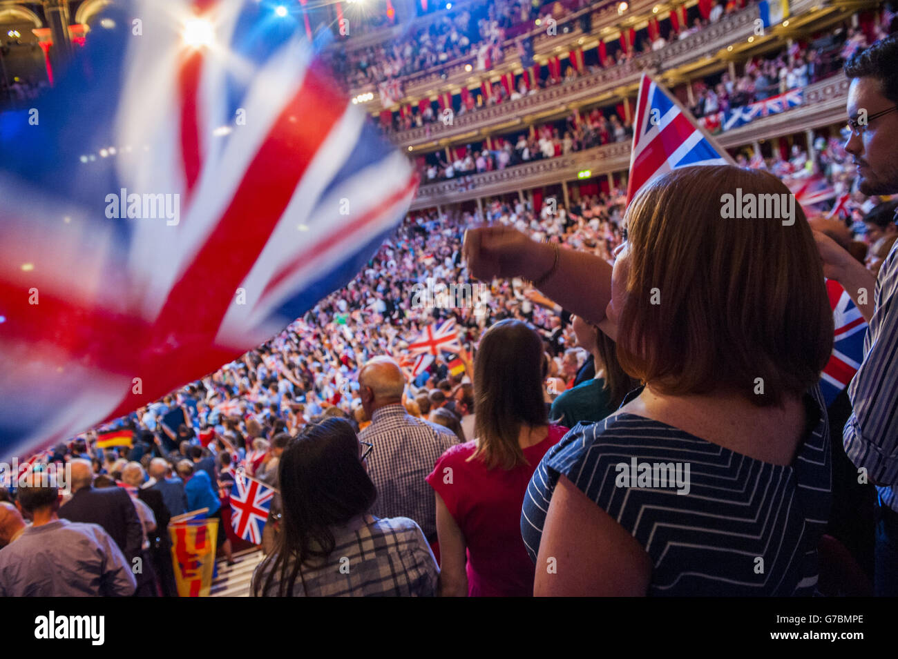 Proms fans london albert hi-res stock photography and images - Alamy