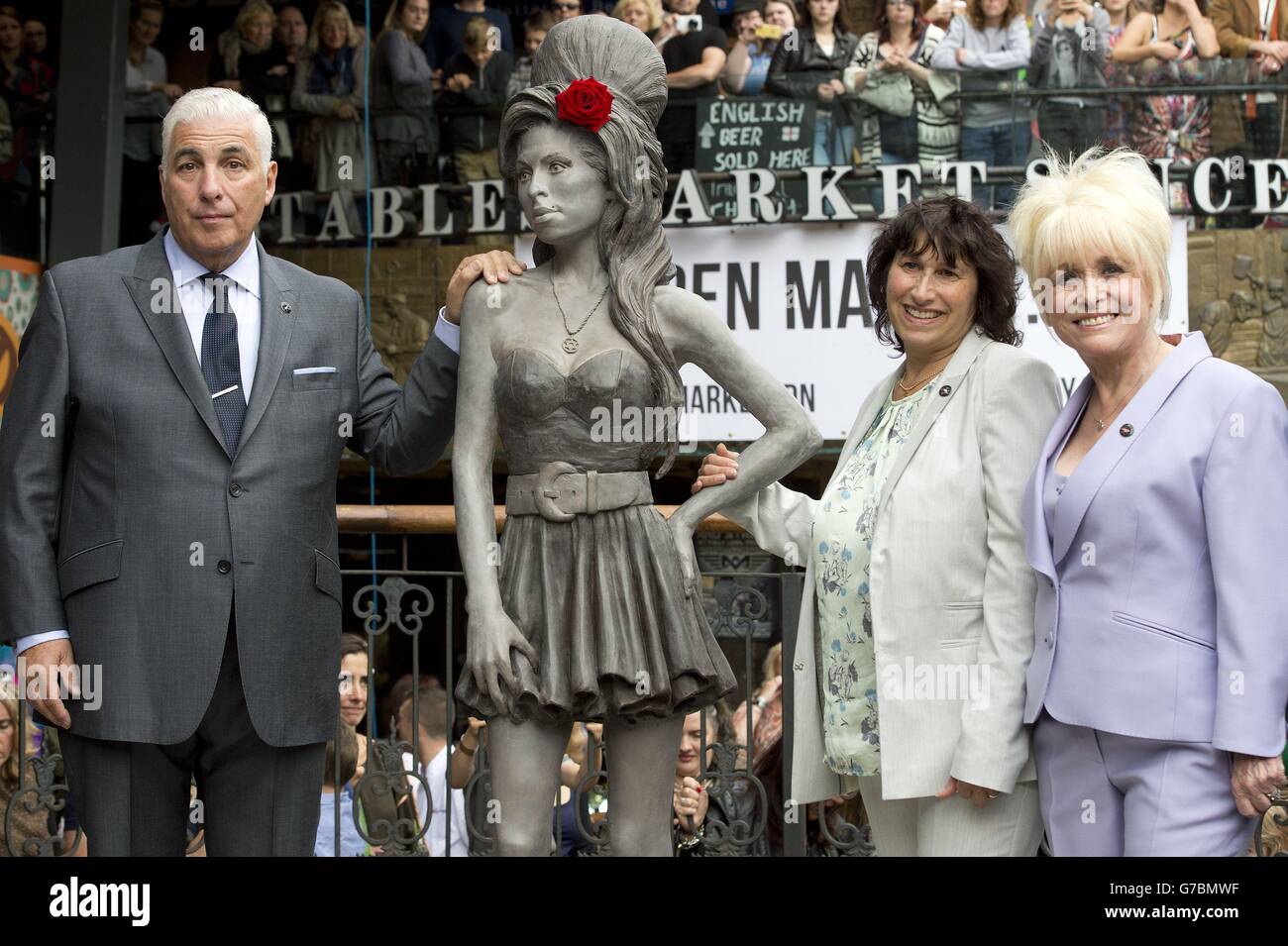 The parents of Amy Winehouse Mitch and Janis stand with Barbara Windsor ...