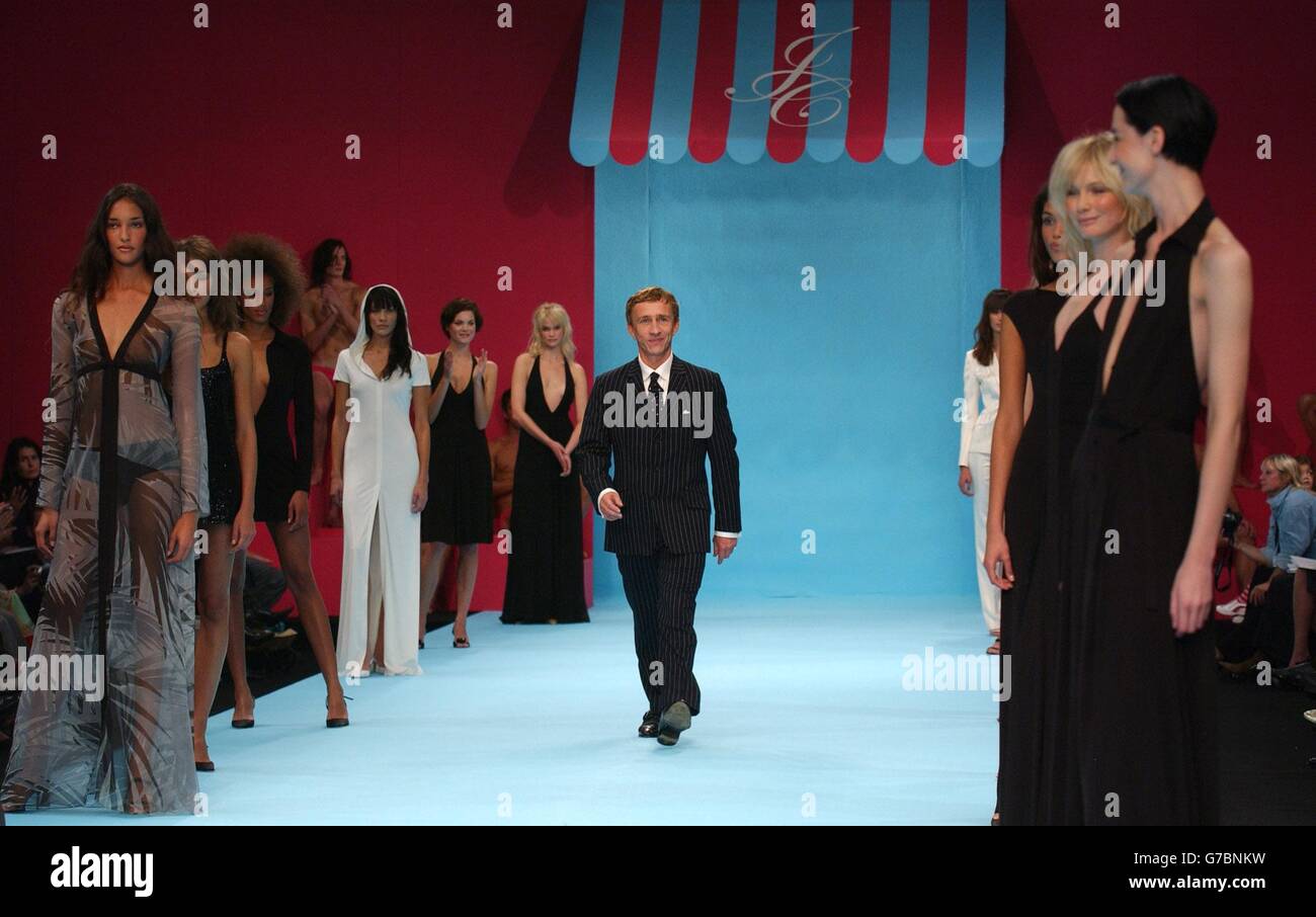 Jasper Conran London Fashion Week Stock Photo - Alamy