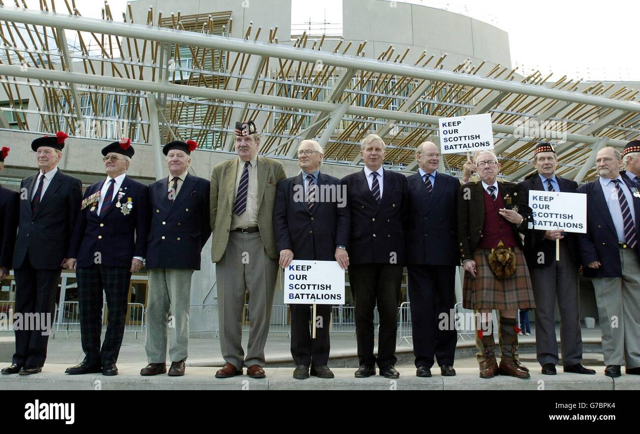 Former soldiers demonstrating Stock Photo - Alamy