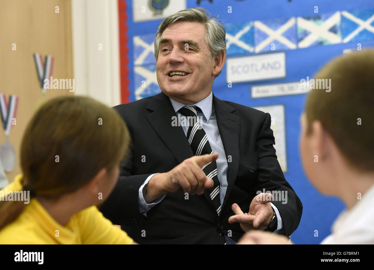 Former Prime Minister Gordon Brown meets pupils at Kelty Primary school ...