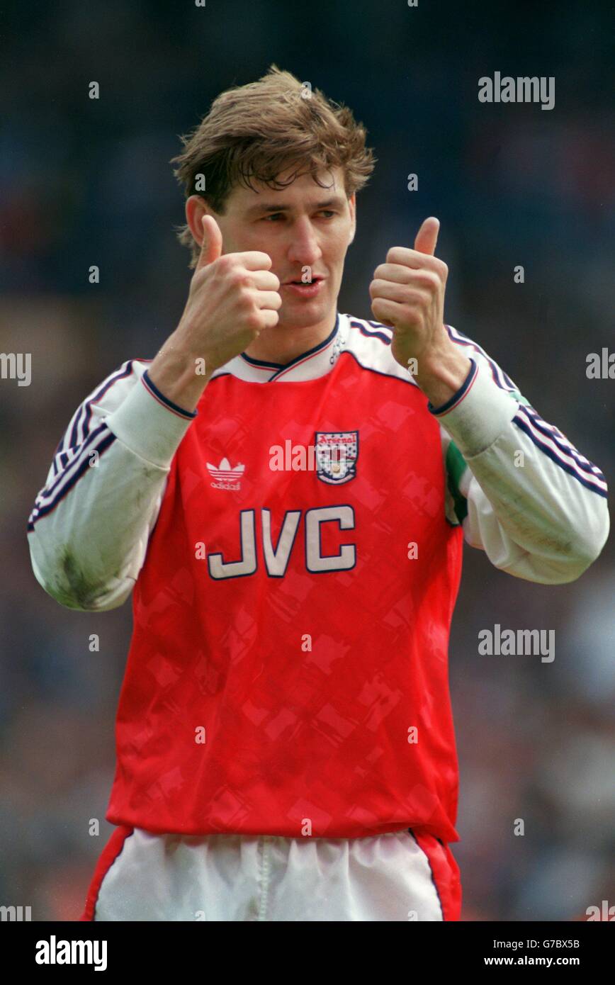 Arsenals captain tony adams gives a thumbs up sign hi-res stock ...