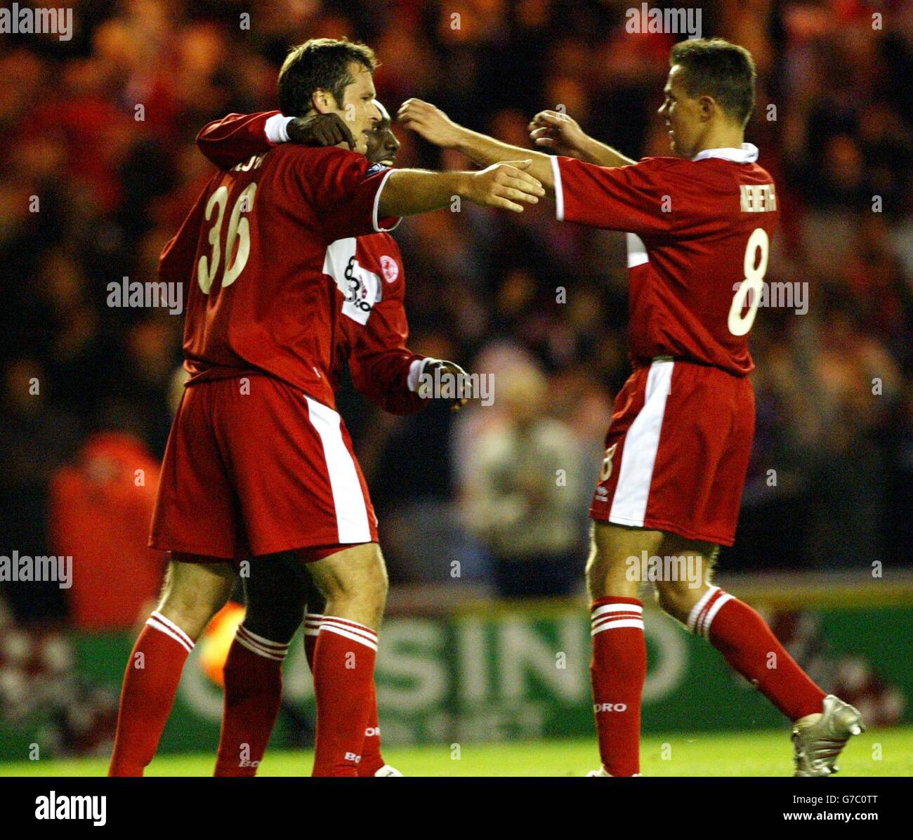 Paul ellis sport football celebrating mark viduka szilard nemeth hi-res ...