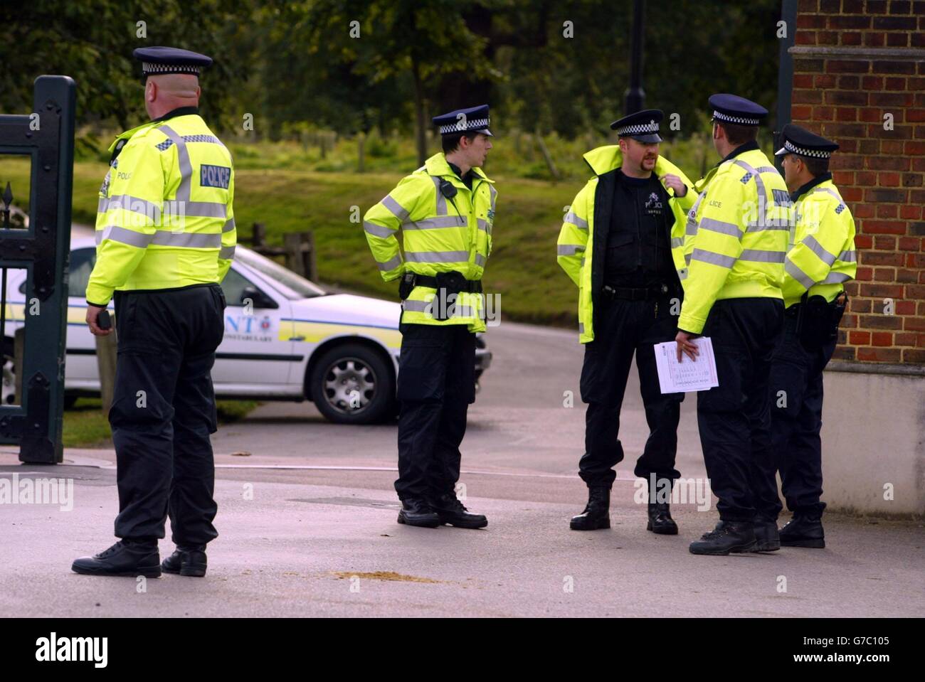 Leeds Castle Gates Stock Photo - Alamy