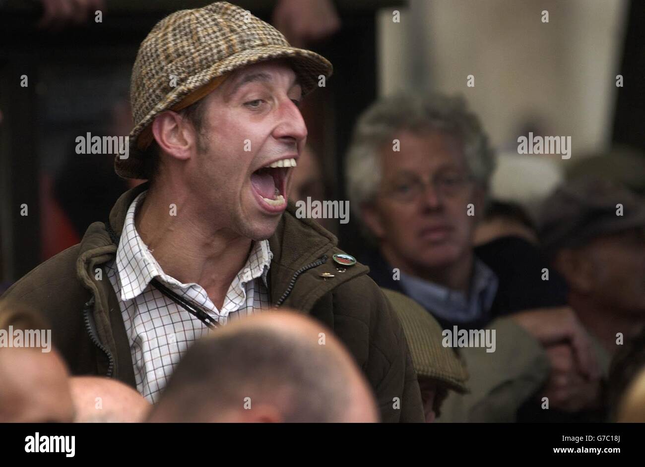 Protesters outside parliament clash hi-res stock photography and images ...