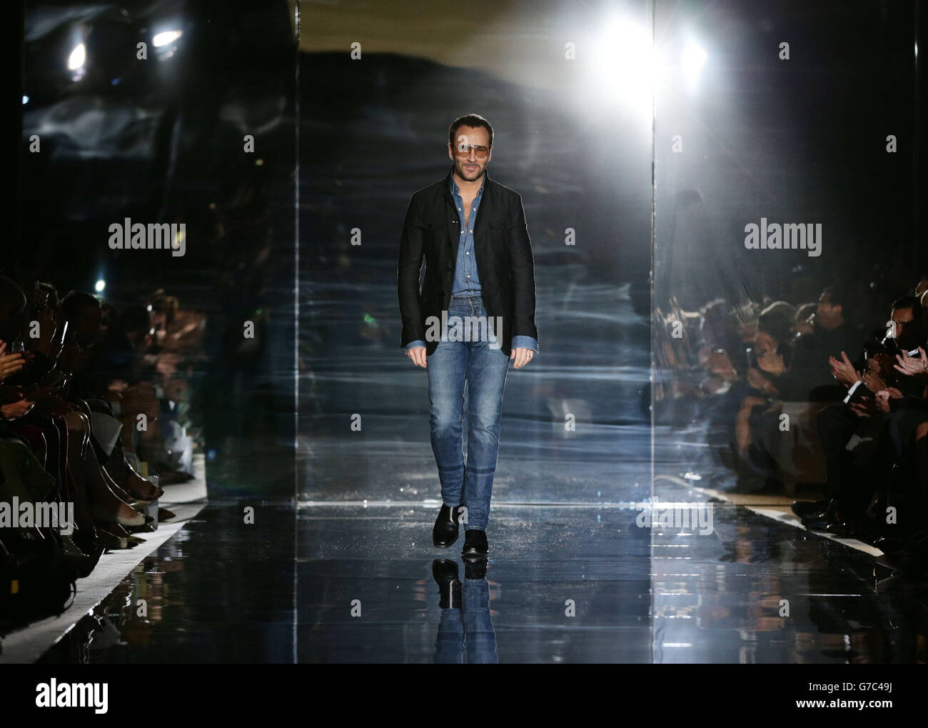 Tom ford catwalk london fashion hi-res stock photography and images - Alamy